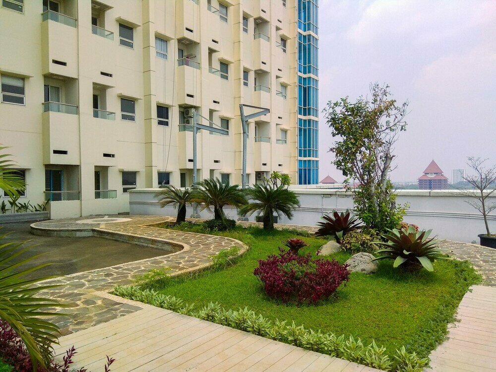 Otel Homey and Modern 2br Apartment at Atlanta Residence, Depok, foto
