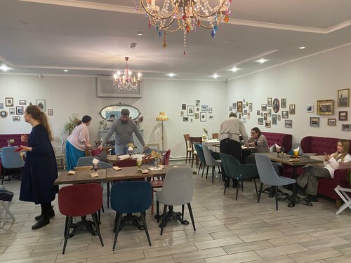 Kafe Vse V Sad, Kozelsk, foto