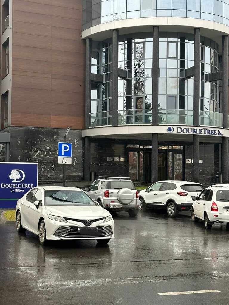 Taksi çağırma Междугороднее такси Камри, Makhachkala, foto