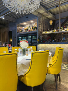 After (Karla Marksa Street No:12А), restoran  Ulyanovsk'tan