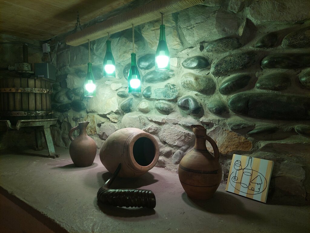 Restoran Toma's Wine Cellar, Kutaisi, foto