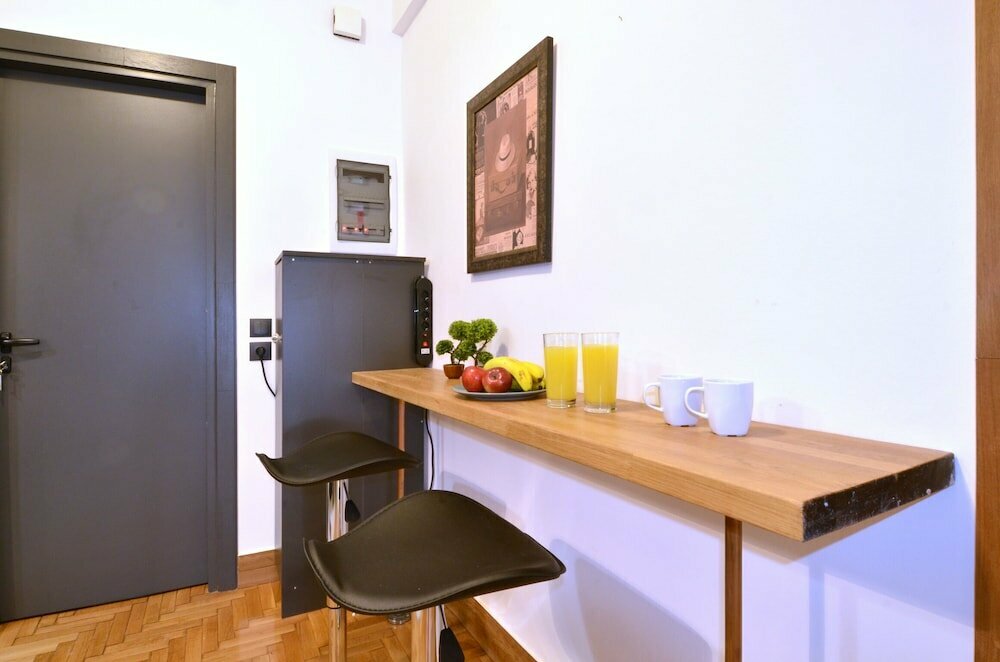 Otel A modern rustic cosy apartment, Atina, foto