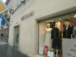 Bessini (Azеrbaycan Avenue No:30), giyim mağazası  Bakü'den