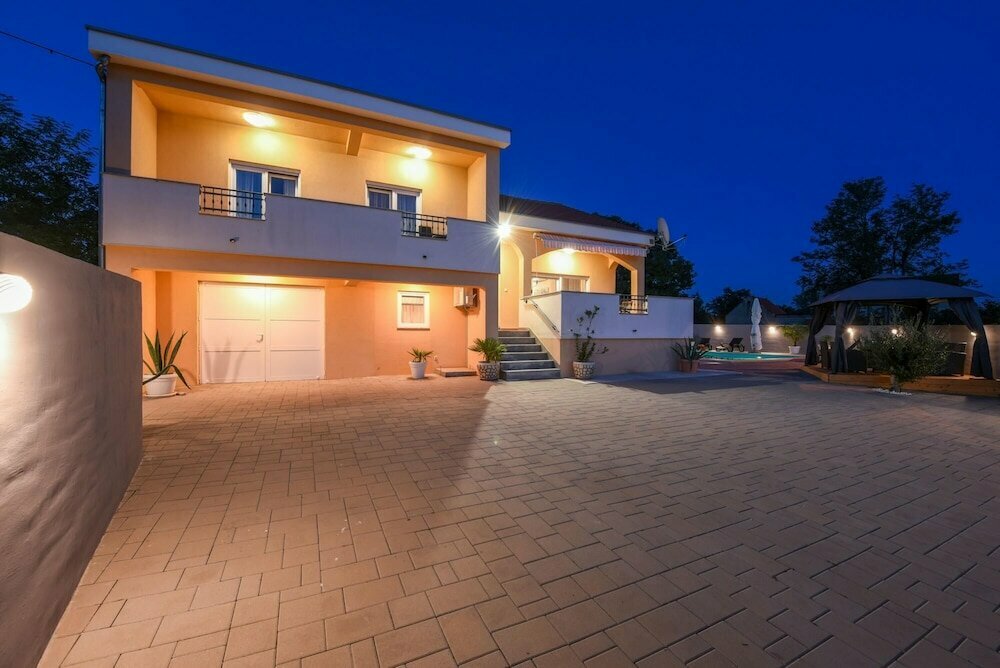 Otel Villa Delmonicos in Bri evo, Zadar Bölgesi, foto