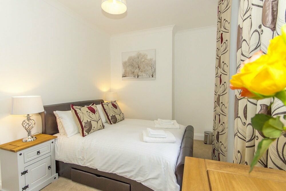 Otel 3 Bed- Raleigh by Pureserviced, Plymouth, foto