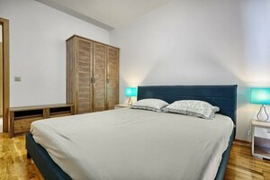 Baratero Opera Apartment (ulitsa Bacho Kiro No:5А), otel  Sofya'dan