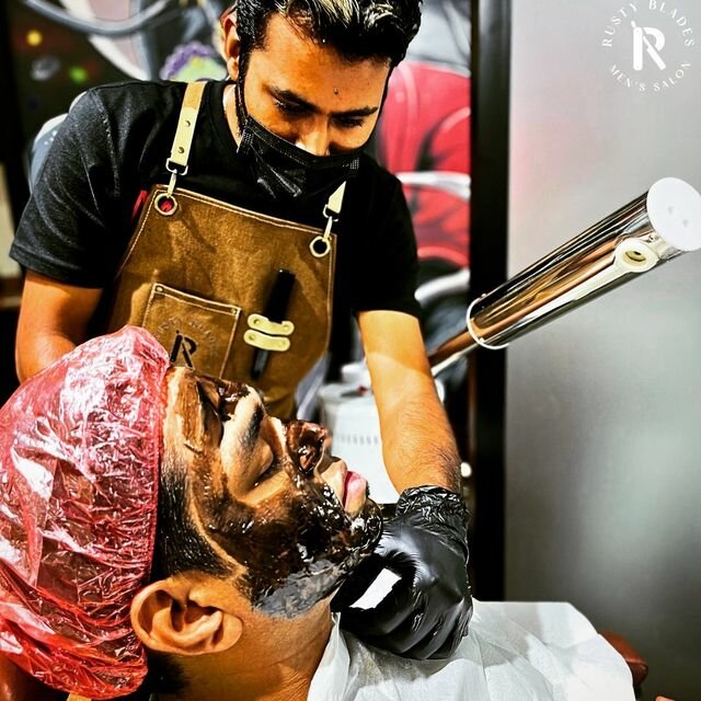 Berberler Rusty Blades Salon, Dubai, foto
