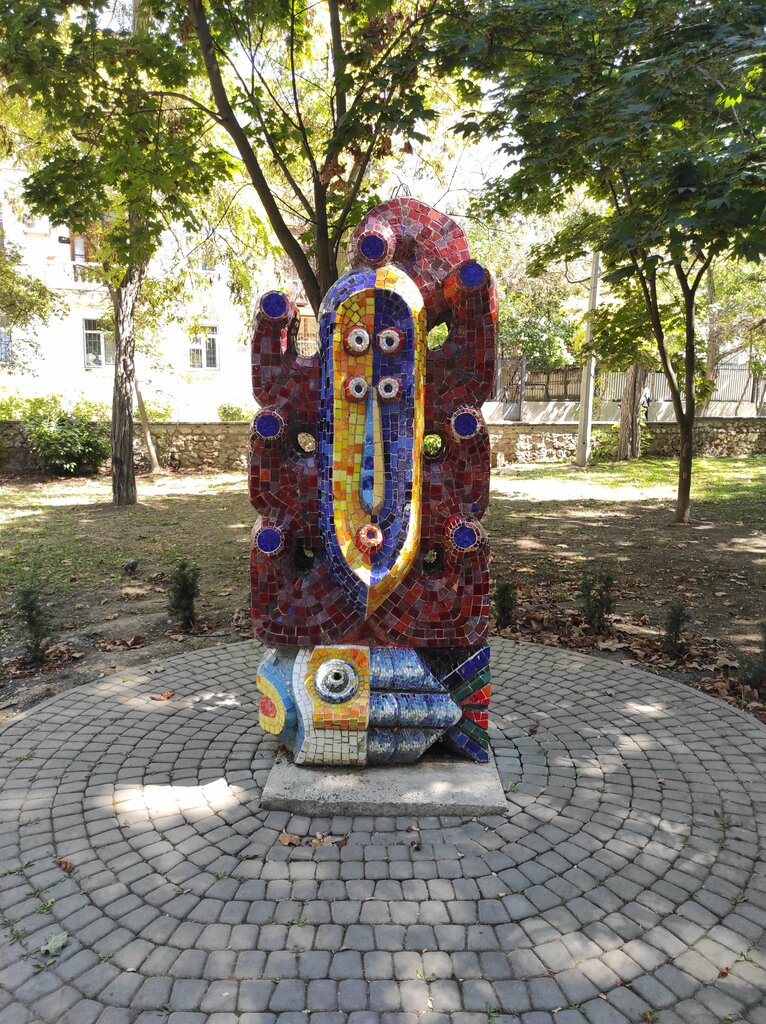 Park, sokak heykeli Спрут, Sevastopol, foto