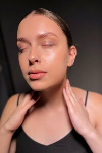 Ytop. brow (Dmitrovskoye Highway No:100), kaş ve kirpik salonu  Moskova'dan