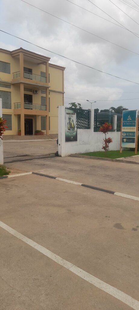 Protestan kilisesi Igreja Adventista do Sétimo Dia, Loanda, foto