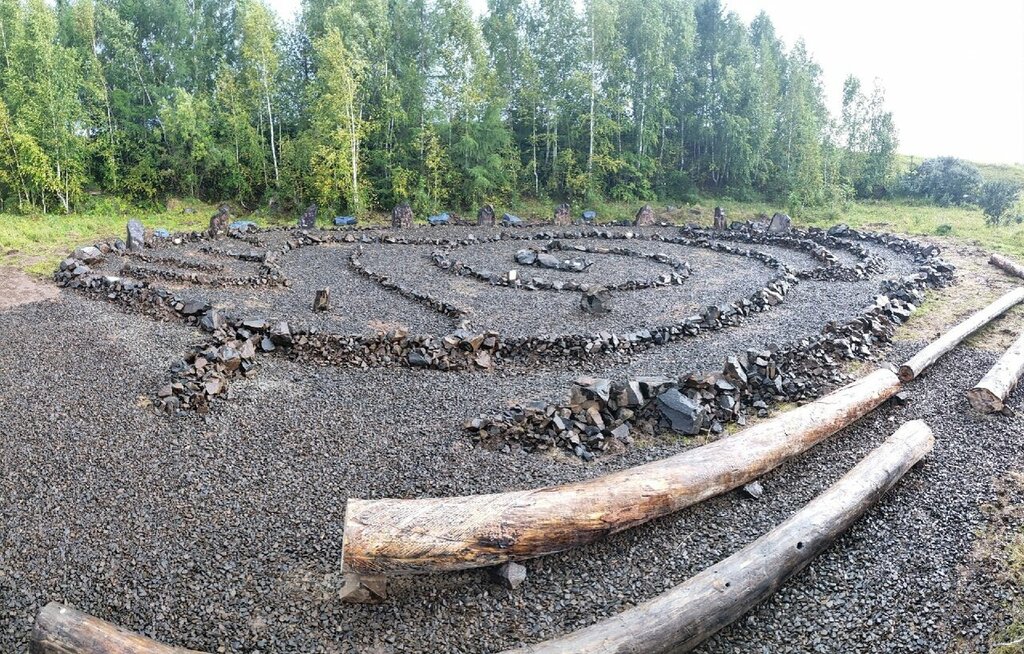 Turistik yerler Лабиринт истории, Krasnoyarski krayı, foto
