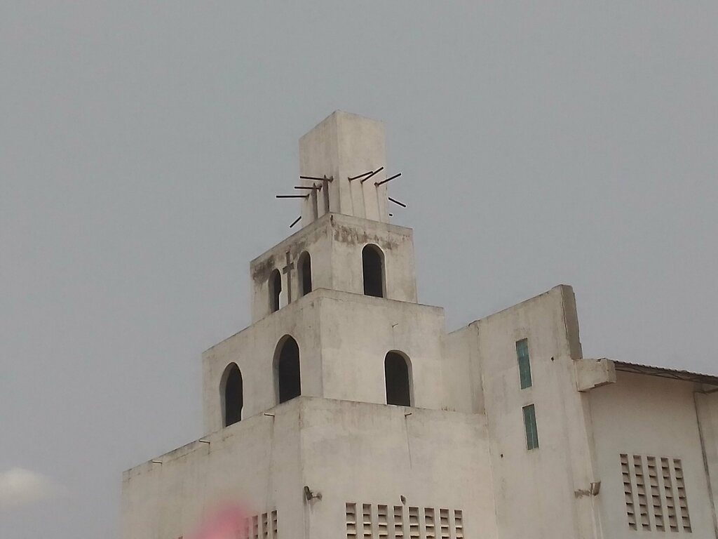 Protestan kilisesi Igreja Baptista Livre Em Angola, Loanda, foto