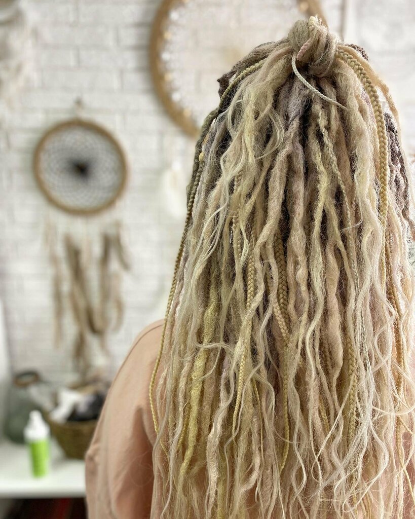 Kuaförler Eternal dreads by K. K., Moskova, foto