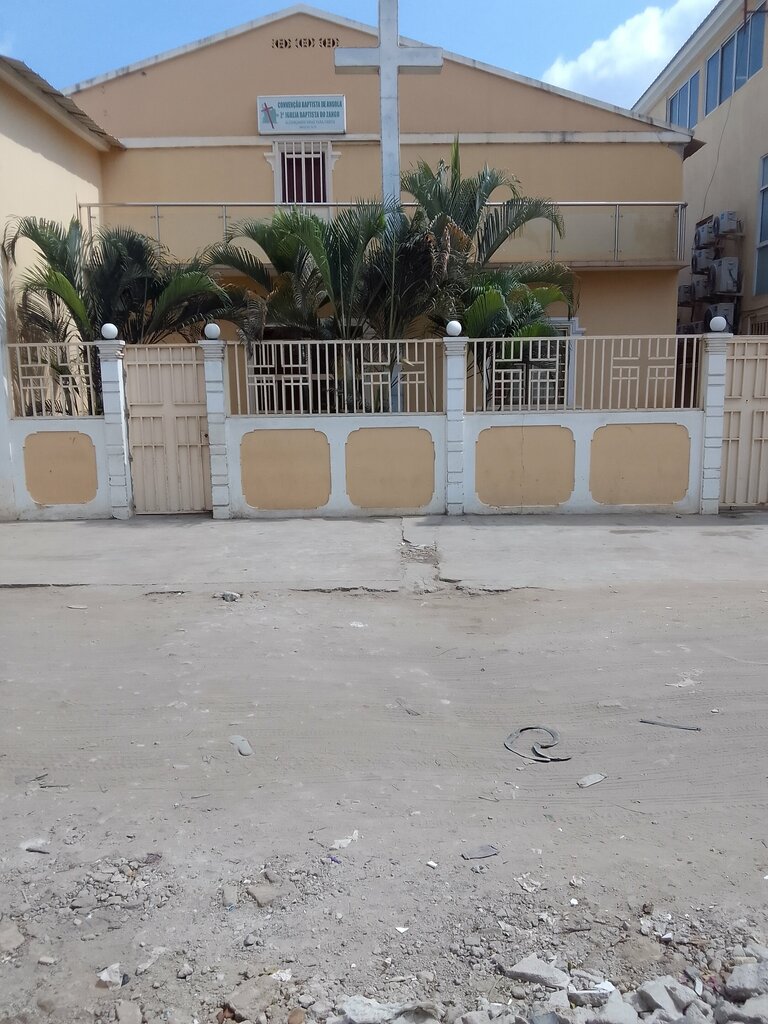 Protestan kilisesi Segunda Igreja Baptista, Loanda, foto