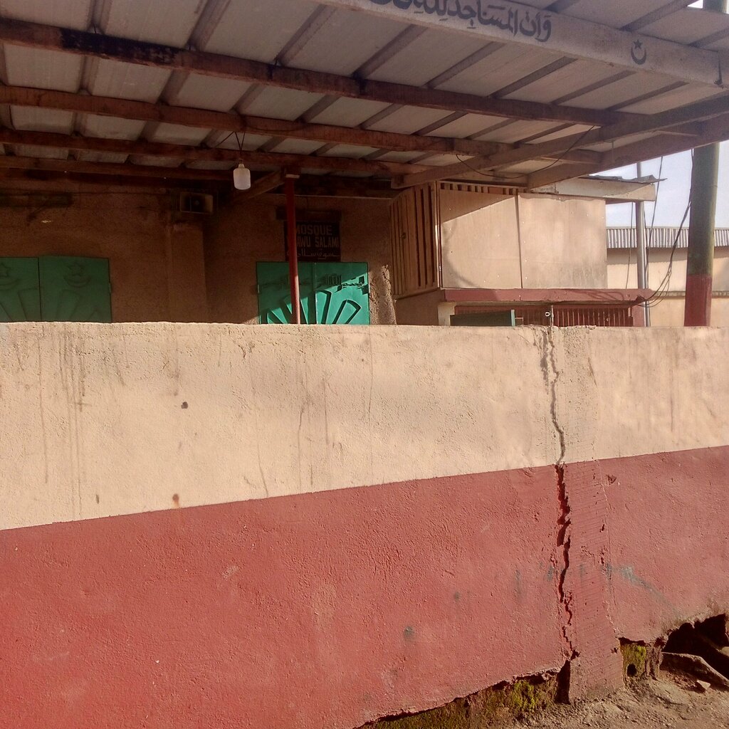 Cami Mosque, Abican, foto