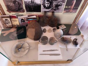 Respect to Mother (Almaty oblysy, Joǵarǵy Qaskeleń trassasy), müzeler ve sanat galerileri  Almatı eyaletinden