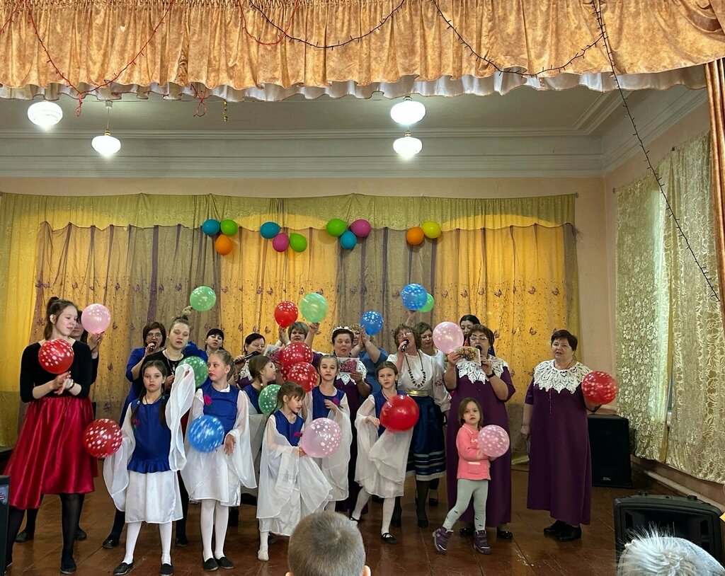 Kültür merkezleri Отдел досуга деревни Копально, Permski krayı, foto
