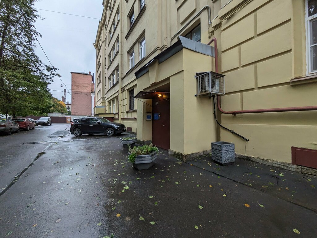 Yönetim ofisi Московская застава, Saint‑Petersburg, foto