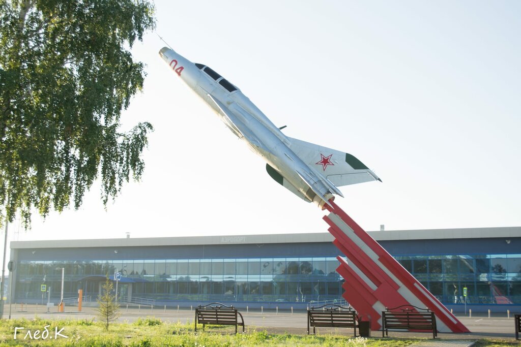 Teknoloji anıtı Истребитель МиГ-21, Kemerovo, foto