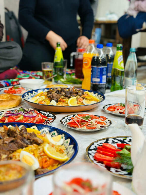 Kafe The center of pilaf, Moskova, foto