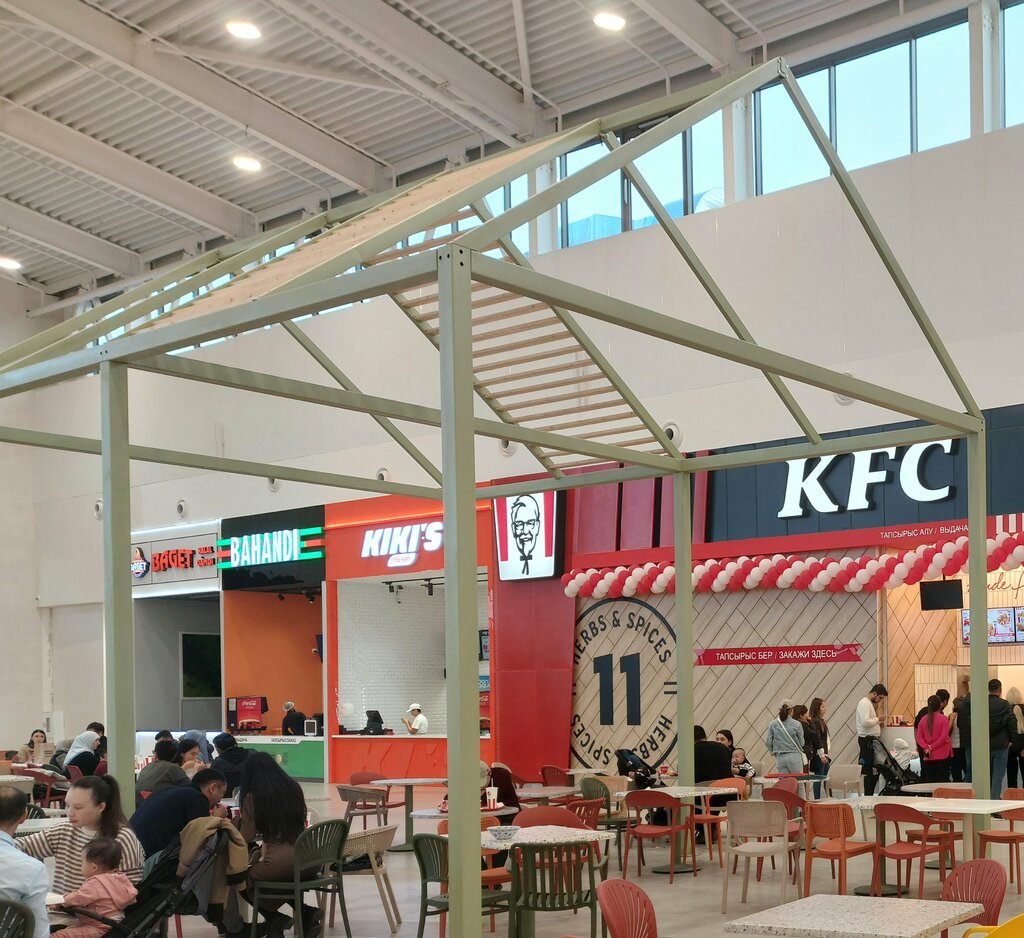 Fast food Kiki's, Almatı, foto