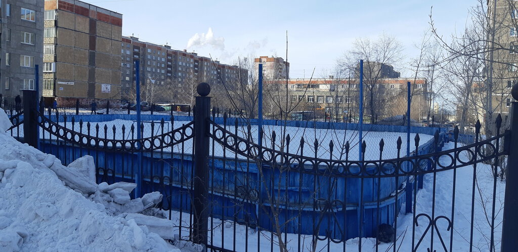 Spor alanı Хоккейная площадка, Magnitogorsk, foto