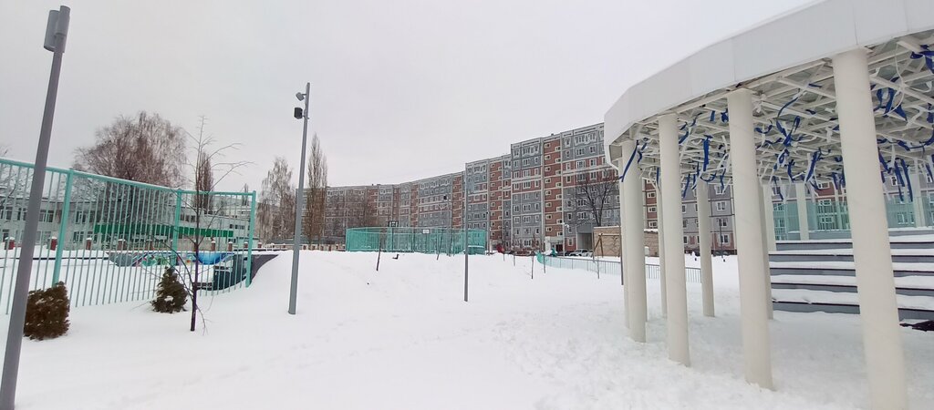 Spor alanı Баскетбольная площадка, Agidel, foto