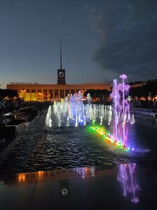 Singing Fountains (Saint Petersburg, Lenina Square), çeşme  Saint‑Petersburg'dan