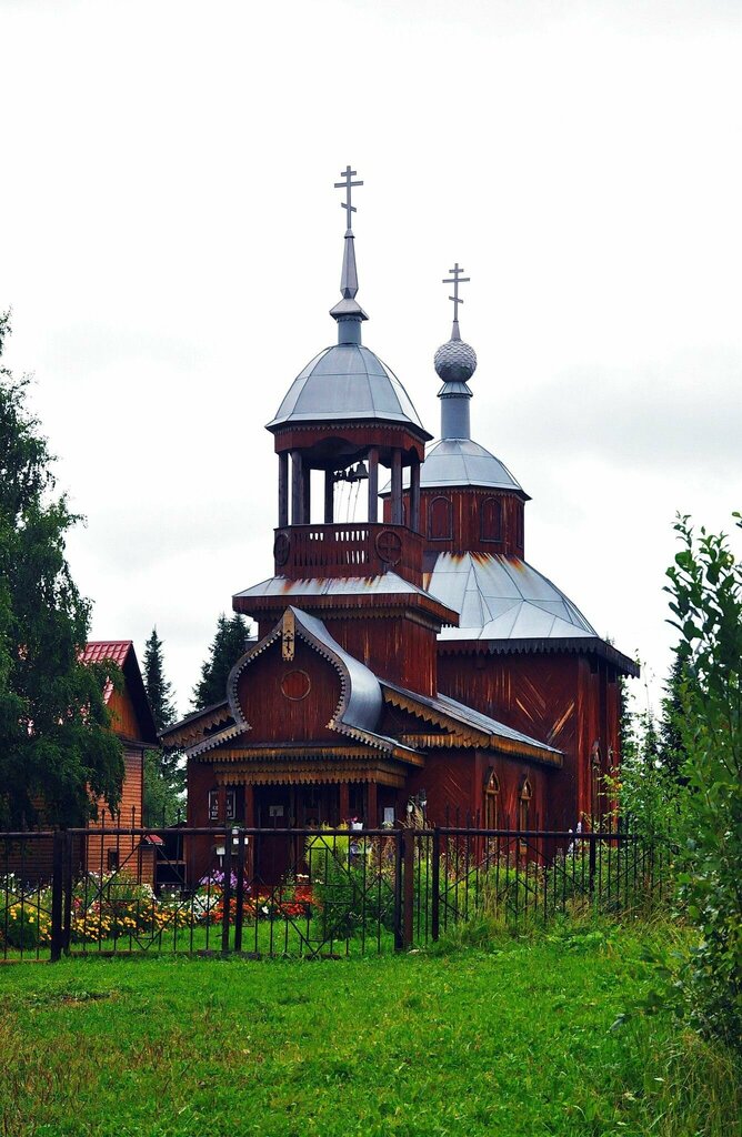 Ortodoks kiliseleri Церковь Троицы Живоначальной, Komi, foto