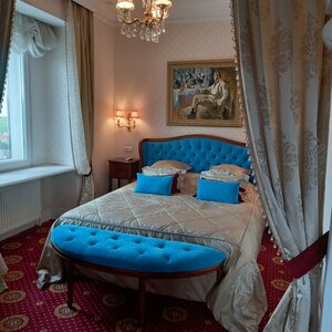 Russkiy Dvorik (Krasnoy Armii Avenue No:134/2, Sergiyev Posad), otel  Sergiyev Posad'dan
