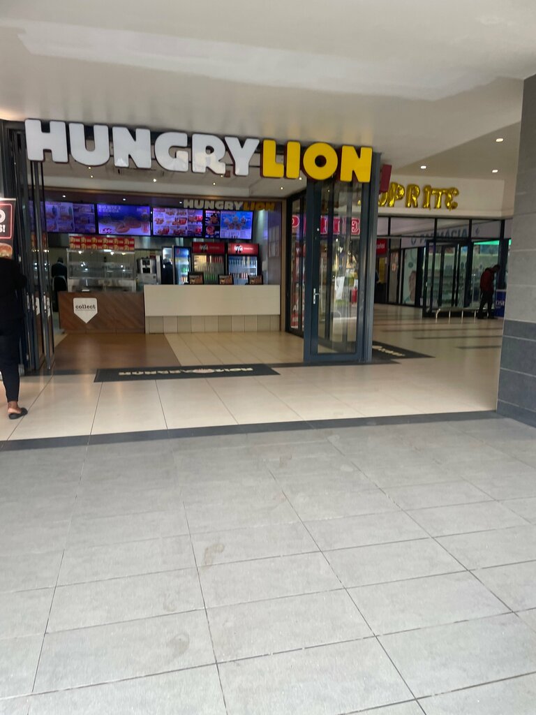 Restoran Hungry Lion Viana, Loanda, foto