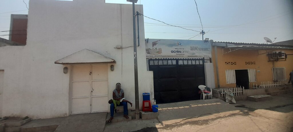 Protestan kilisesi Igreja M.E.R, Loanda, foto