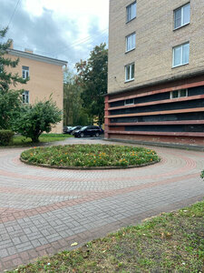 Сквер Фонтан (Magazeynaya Street No:29), meydan  Puşkin'den