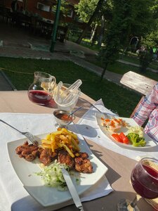 Aida (Kutuzova Street No:131Б, Tula), restoran  Tula'dan