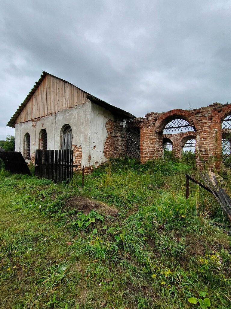 Turistik yerler Развалины Михаило-Архангельской церкви, Novosibirskaya oblastı, foto
