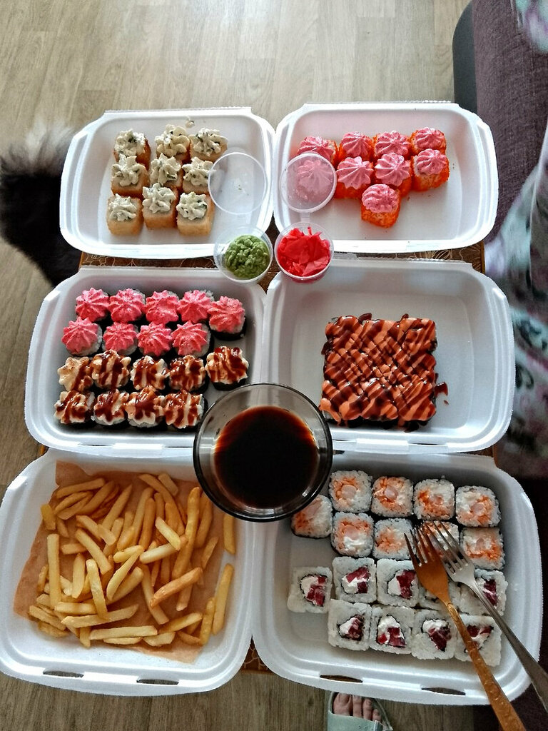 Suşi ve asya ürünleri Sushi Box, Kemerovo, foto