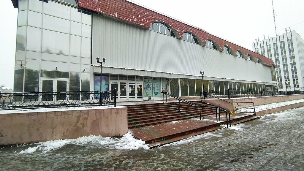 Kürk ve deri giyim mağazaları Magiya mekha, Syktivkar, foto