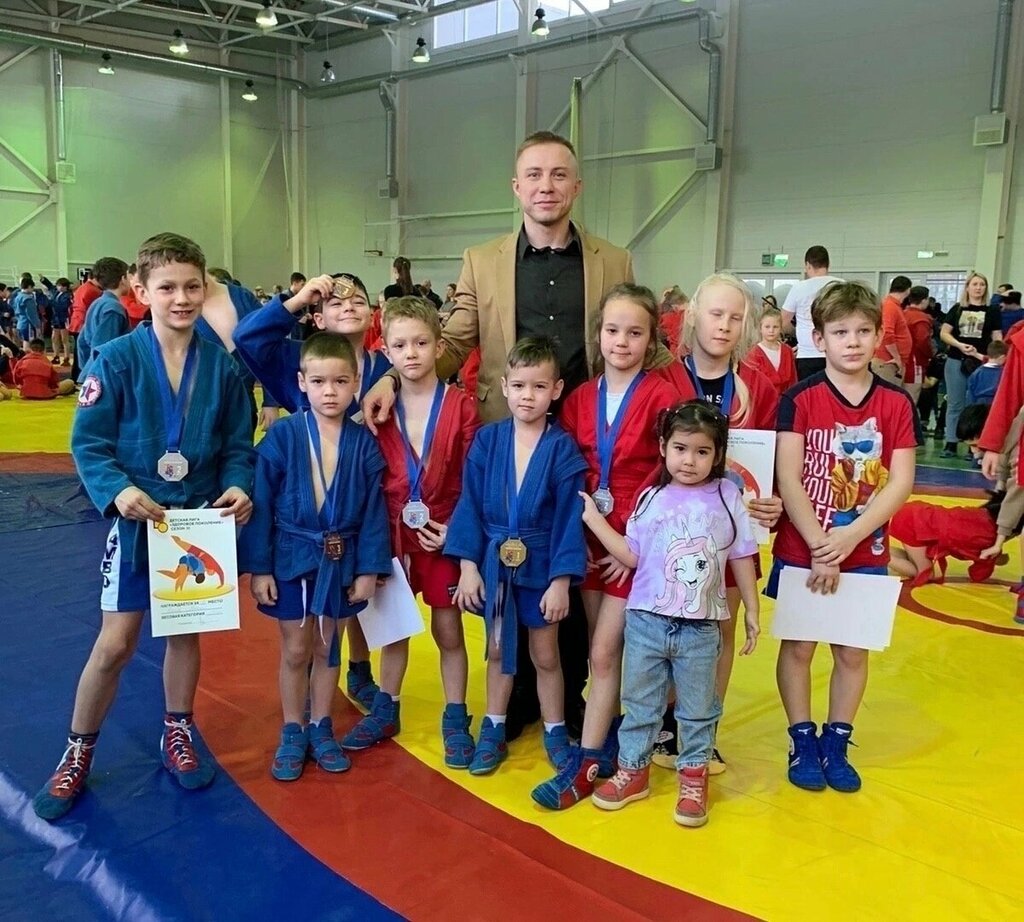 Spor okulları Academia Sambo, Kolpino, foto