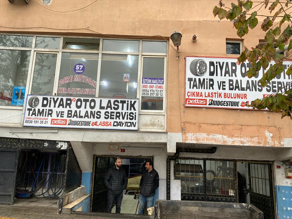 Jant ve lastikçiler Diyar Oto Lastik, İstanbul, foto