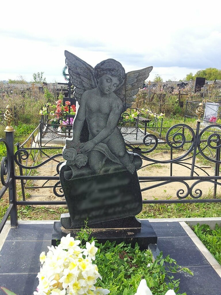 Heykel ve mezarlık taşı üreticileri Памятники, Kolomna, foto