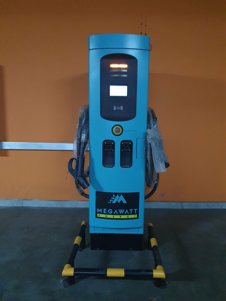 Akümülatör ve şarj cihazları Megawatt Energy, Taşkent, foto