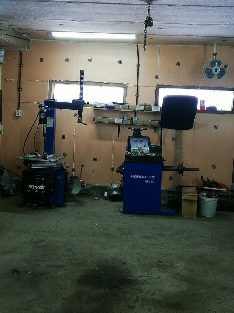 Oto lastik tamiri Tire service, Kazan, foto