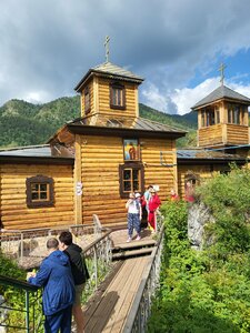 Иоанно-Богословский скит (Sovetskaya ulitsa No:74, selo Chemal), manastır  Altay Cumhuriyeti'nden