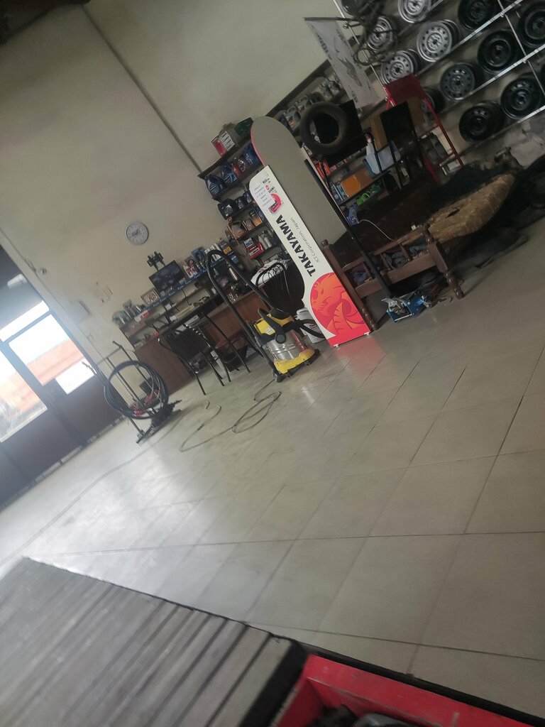 Oto lastik tamiri Шиномонтаж, Dağıstan, foto