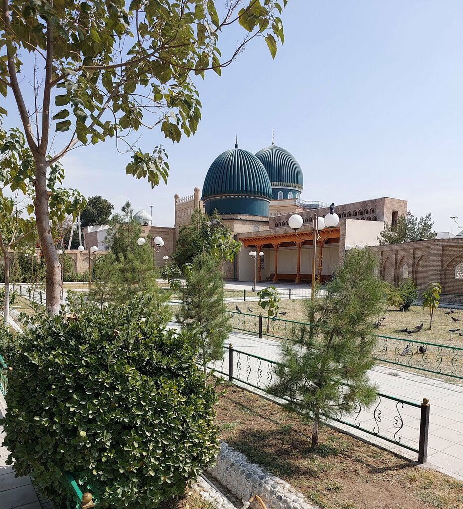 Turistik yerler Burhaneddin Mergilani Çillehanesi, Mergilân, foto
