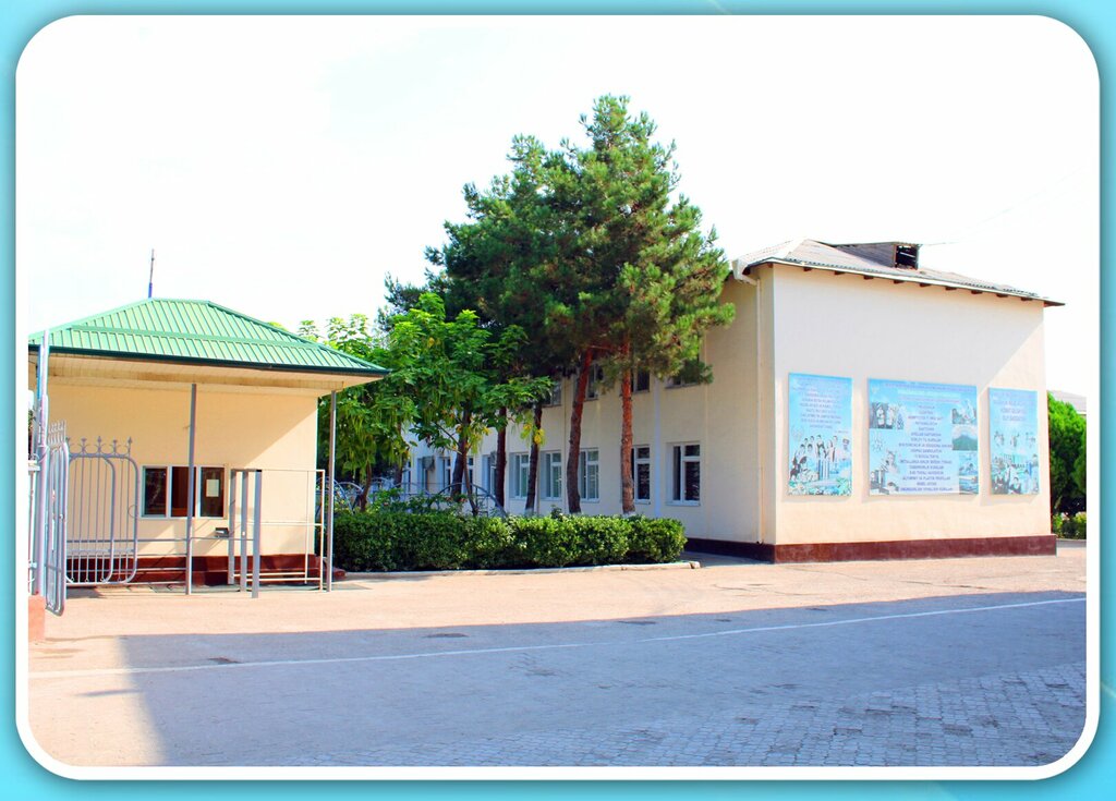 Meslek yüksekokulu Turakurgan Professional Training Center, Nemengan eyaleti, foto