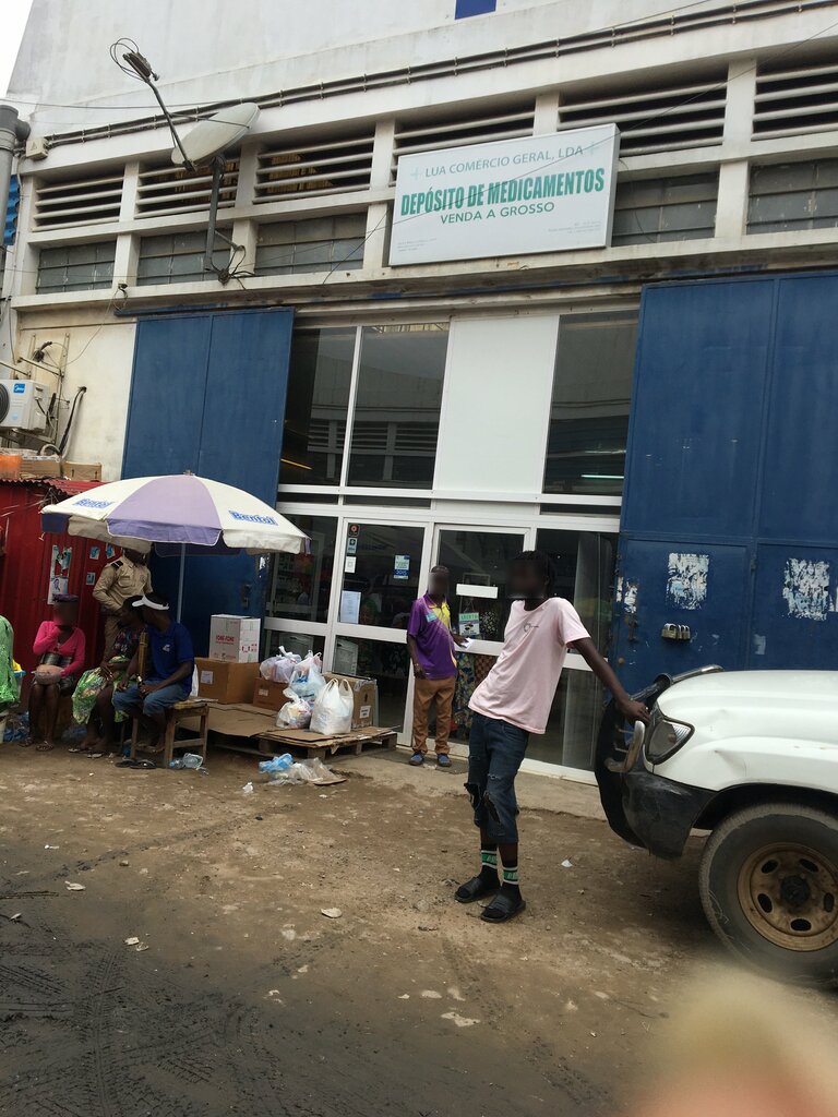 Toptancılar Lua Comercio Geral, Loanda, foto