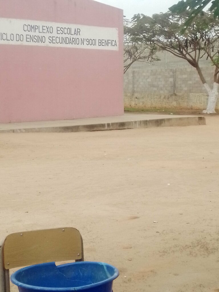 Ortaokul Escola 9001, Loanda, foto