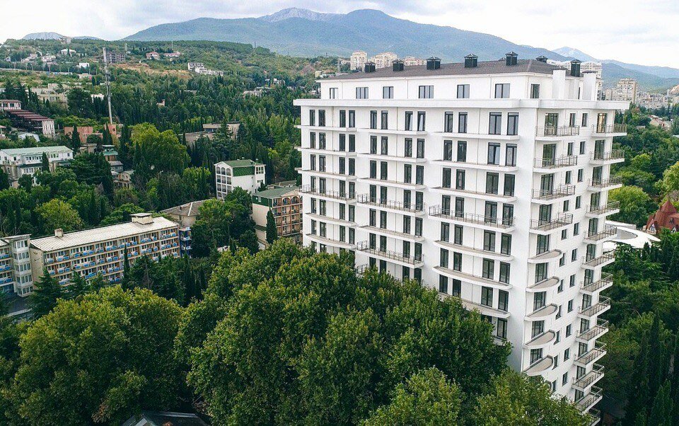 Konut blokları Status House, Aluşta, foto