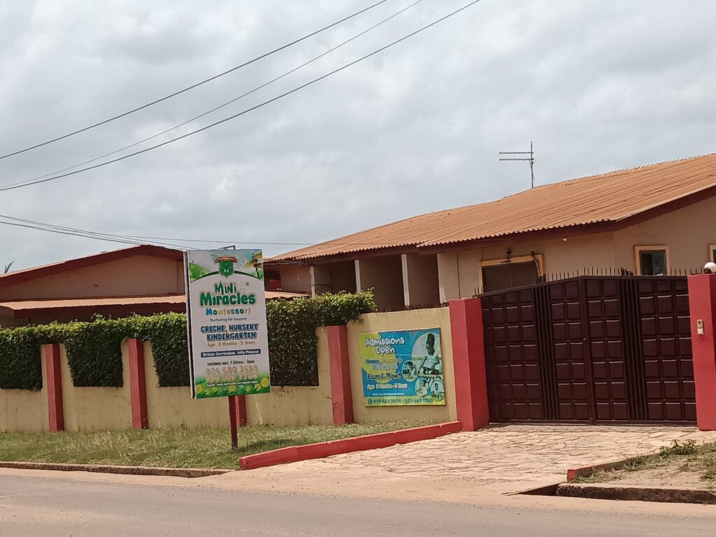 Anaokulları Mini miracles montessori, Dünya, foto